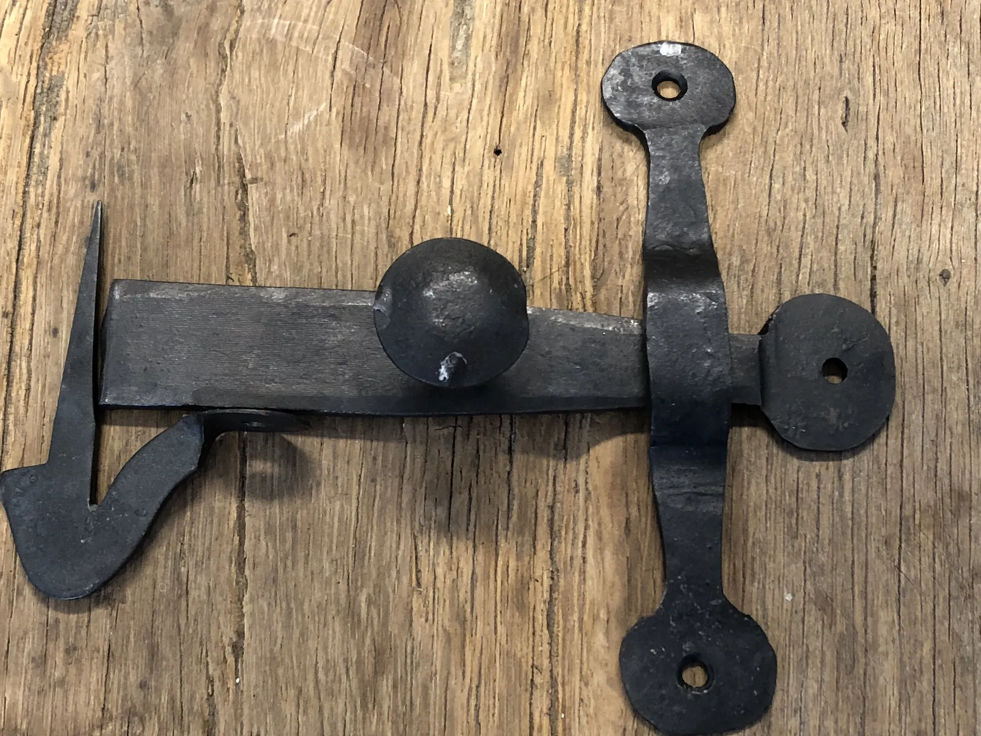 Uniek en rustiek ontworpen valslot, echt fraai op uw houten deur