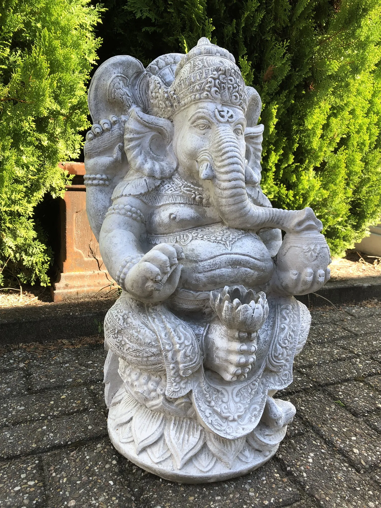 Ganesha - stenen beeld - 68 cm - klassiek wit - hindoeïsme
