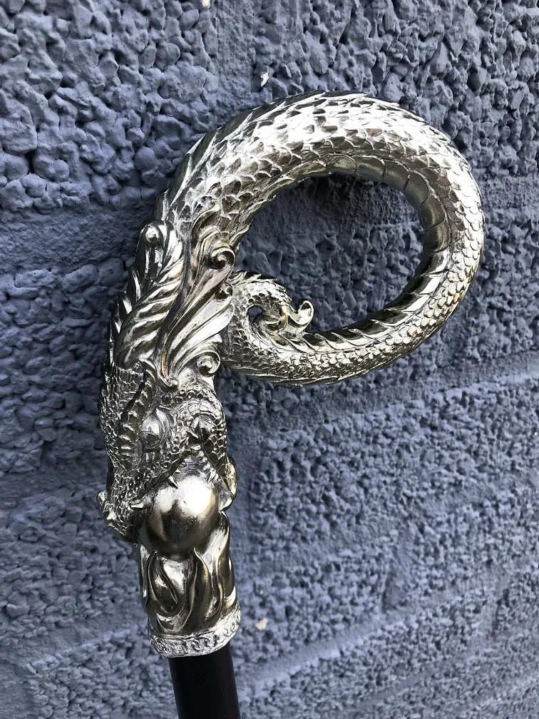 Wandelstok, Fabula, draak