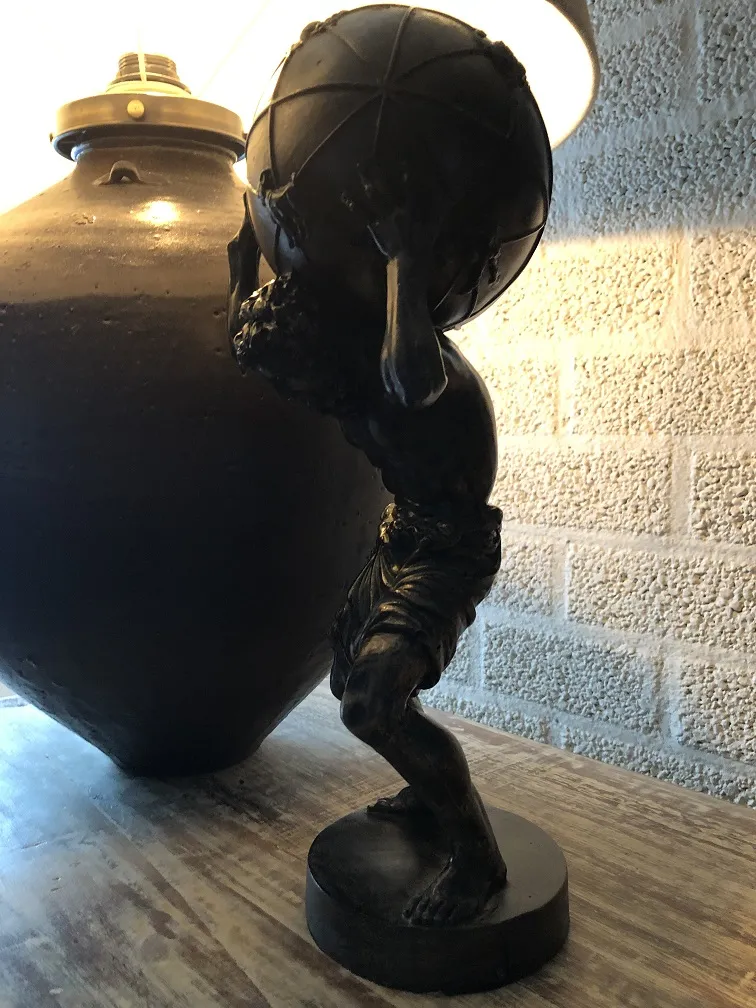 Statue Atlas, ein Riese, Griechischen Mythologie das Universum