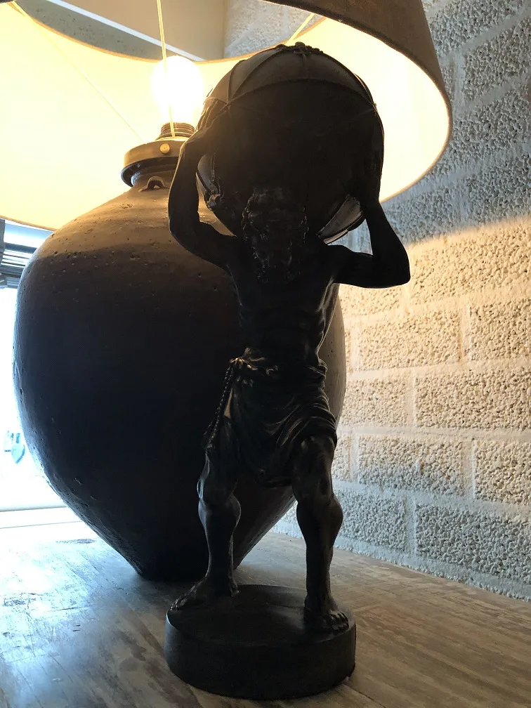 Statue Atlas, ein Riese, Griechischen Mythologie das Universum