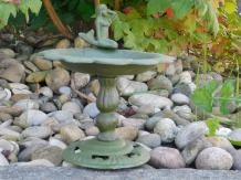 Prachtig vogelbad vol steen in schelp vorm - Houseandgarden.shop - dé ...